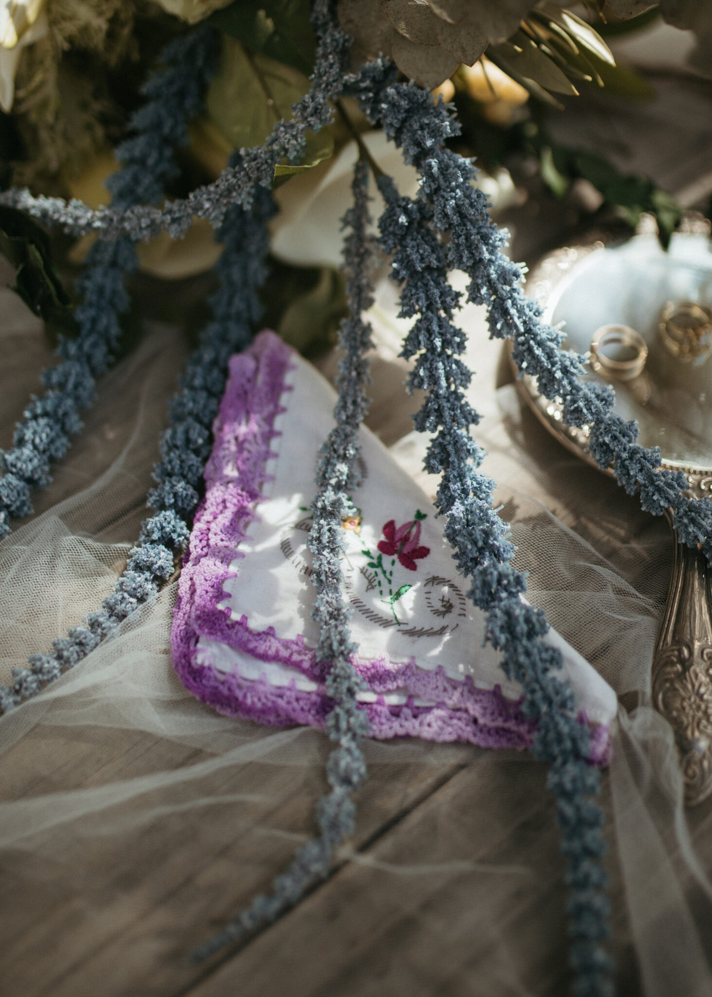 Eclectic Intimate Wedding | Hope & Roe | - faithelliottphotography.com