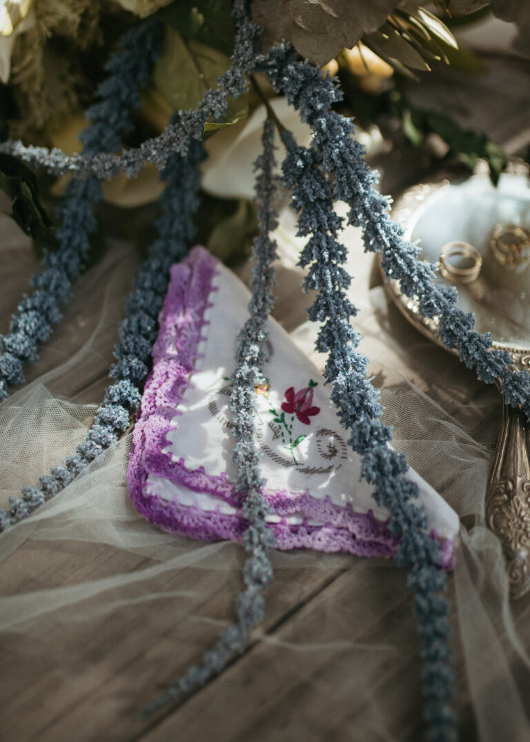 Eclectic Intimate Wedding | Hope & Roe | - faithelliottphotography.com