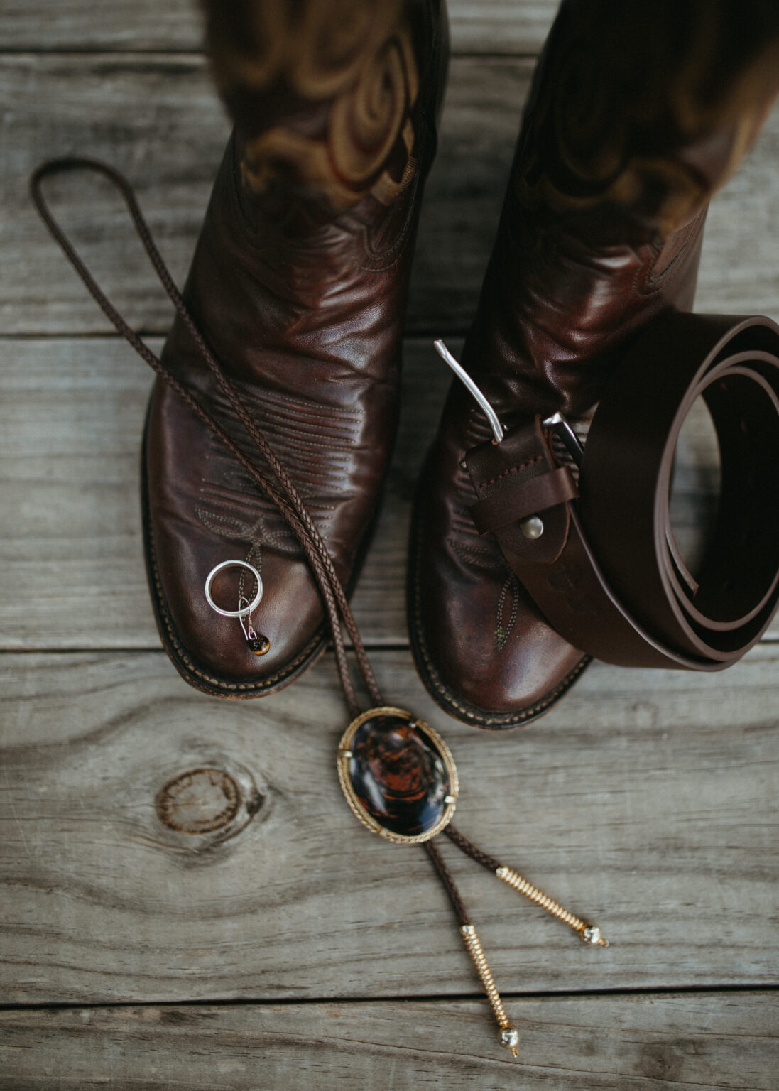Eclectic Intimate Wedding | Hope & Roe | - faithelliottphotography.com