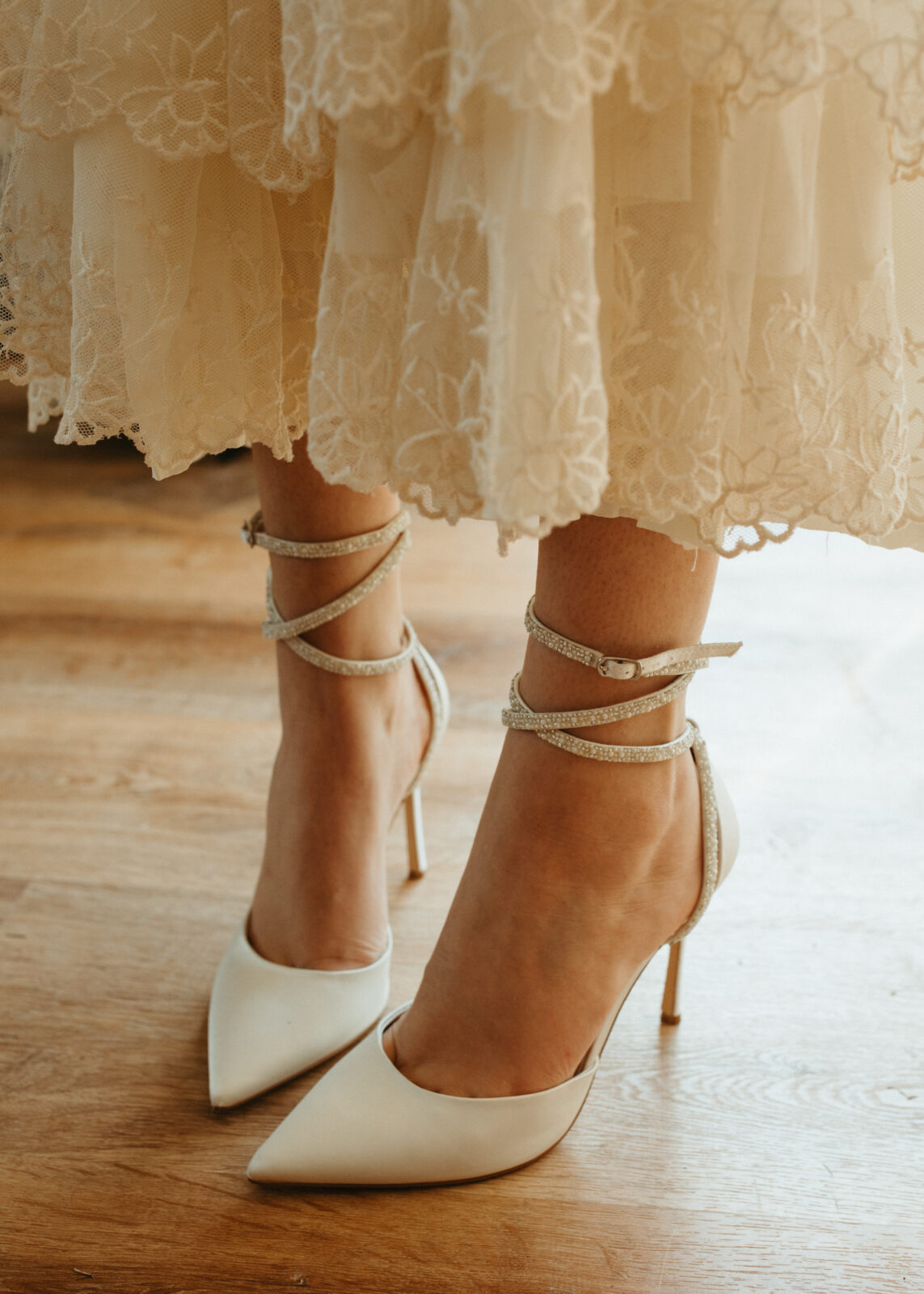 Eclectic Intimate Wedding | Hope & Roe | - faithelliottphotography.com